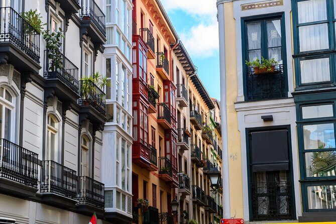 Unique Landmarks of Bilbao  Walking Tour for Couples - Authentic Experience and Overall Impression