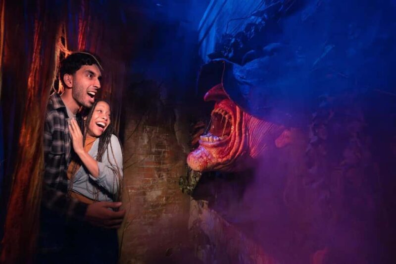 Universal Orlando Resort: Halloween Horror Nights - The Experience in Detail