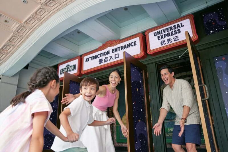 Universal Studios Singapore Tickets + Round-trip Transfers - Key Points