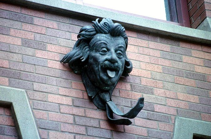 University of Oregon Scavenger Hunt and Escape Game - Value and Why It’s Worth Considering