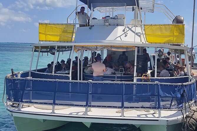 Unlimited Catamaran to Isla Mujeres from Cancun - Key Points