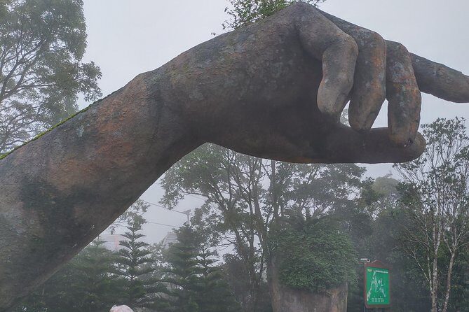 Unlock Magic Golden Bridge & Hills: Local Guide, Smart Minivan - FAQ