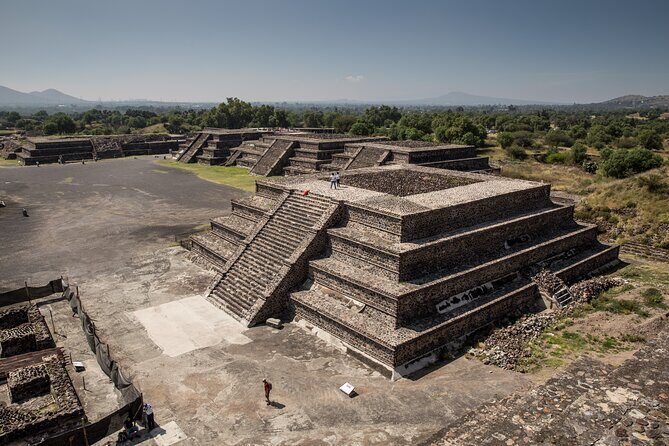 Unlock Teotihuacan Pyramids: Private Tour & Delicious Local Lunch - FAQ