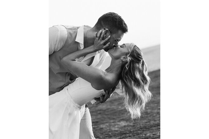 Unscripted in Cabo Candid Photoshoot Experience - Frequently Asked Questions