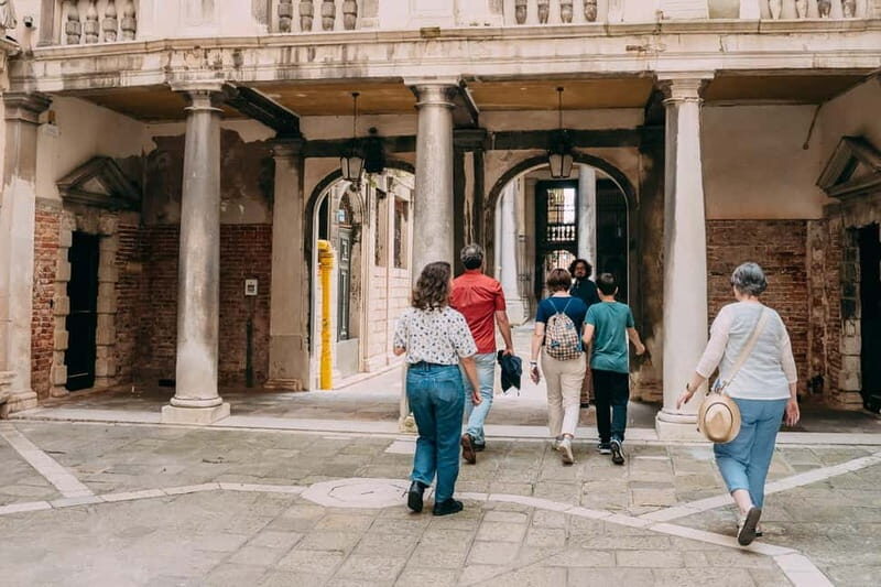 Unseen Venice: Hidden Streets and Rooftops Views - Key Points