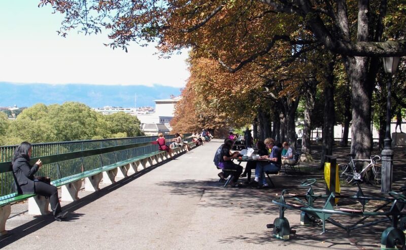 Unusual Audio Tour of Geneva - What To Expect: The Pros and Potential Drawbacks