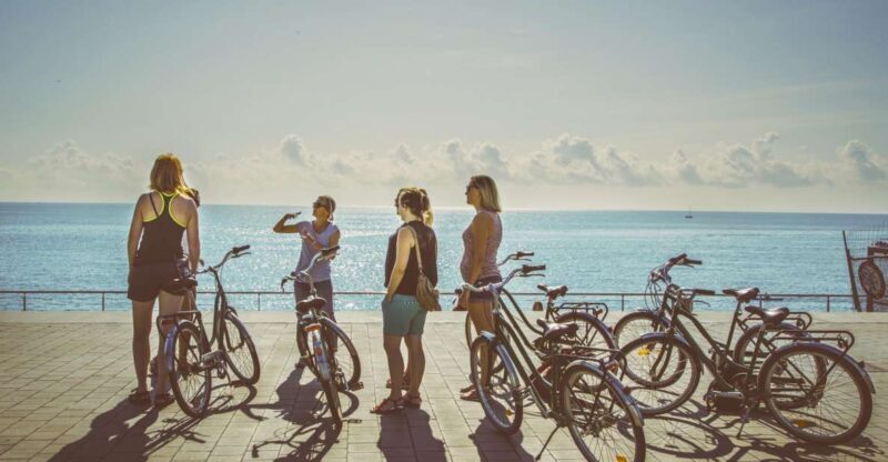 Unusual Barcelona Bike Tour in French - Key Points
