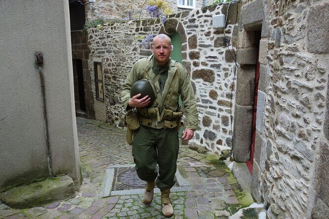 Unusual guided tour of Saint Malo in immersion in 1944 - Key Points