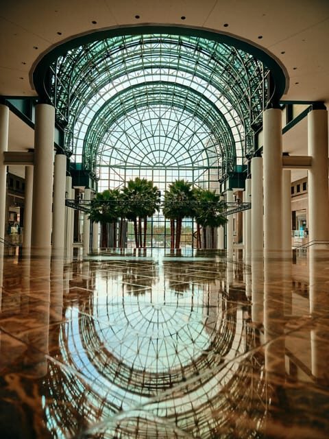 Unveiling New York City's Most Breathtaking Lobbies - Who Is This Tour Best For?