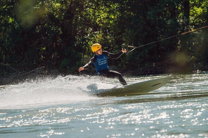 UP STREAM SURFING - The new way of surfing a river - Accessibility and Practical Details
