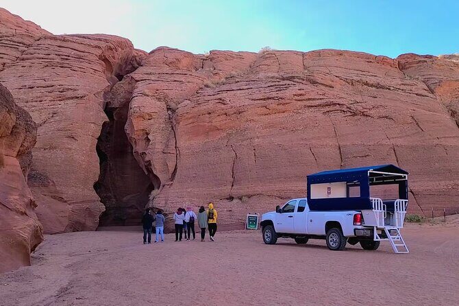 Upper Antelope Canyon, Horseshoe Bend from Vegas, Lunch, FreeWiFi - The Practical Side: Transportation, Timing, and Cost