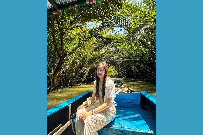 Upper Mekong River Full-Day Group Tour (My Tho & Ben Tre) - Traditional Sampan Ride Through Tan Thach Canal