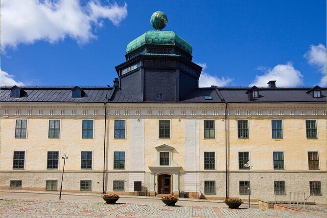 Uppsala Scavenger Hunt and Sights Self Guided Tour - Key Points