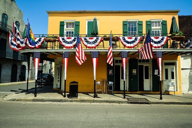 Uptown Elegance Private Tour: New Orleans Garden District - A Guided Walk Through the Garden District