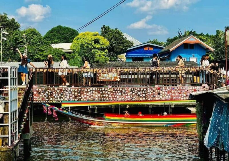 Urban Wildlife & Everyday Life Along Bangkoks Waterways - Key Points