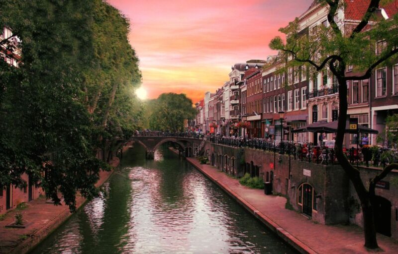 Utrecht: Guided Highlights Walking Tour - The Experience and Practicalities