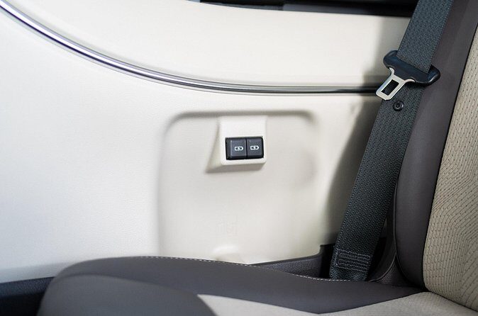 UVF Private Luxury Transport Service in St Lucia (Round Trip) - Who Would Love This Experience?