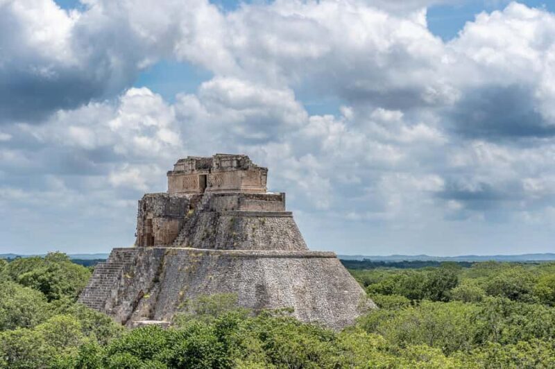 Uxmal: Archeological Site Tour with Guide in situ - Frequently Asked Questions