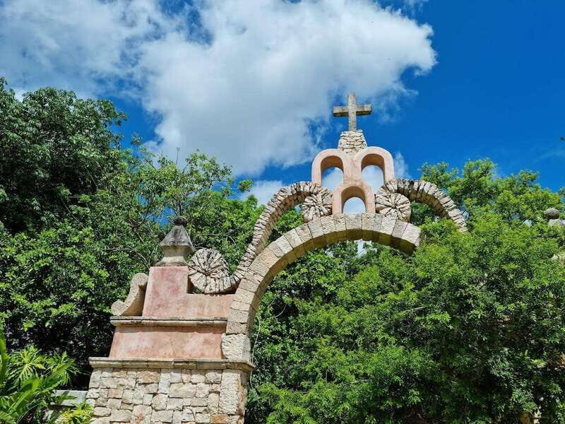 Uxmal: Mayan Archeological Tour, Hacienda visit & Cave Swim - Key Points