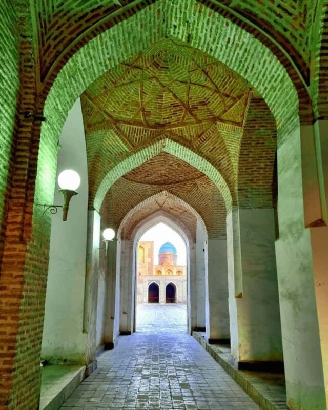 Uzbekistan - Kazakistan 12 - day tour. - Returning to Tashkent and heading to Almaty