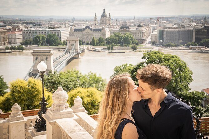 Vacation Photographer in Budapest at Fisherman's Bastion - Why Choose the Budapest Photo Tour?
