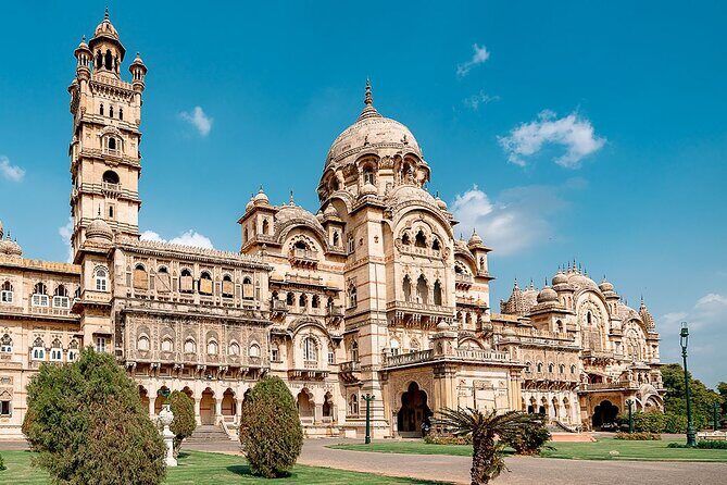 Vadodara to Mumbai Man-made Wonder of India - Evaluating the Tour’s Value