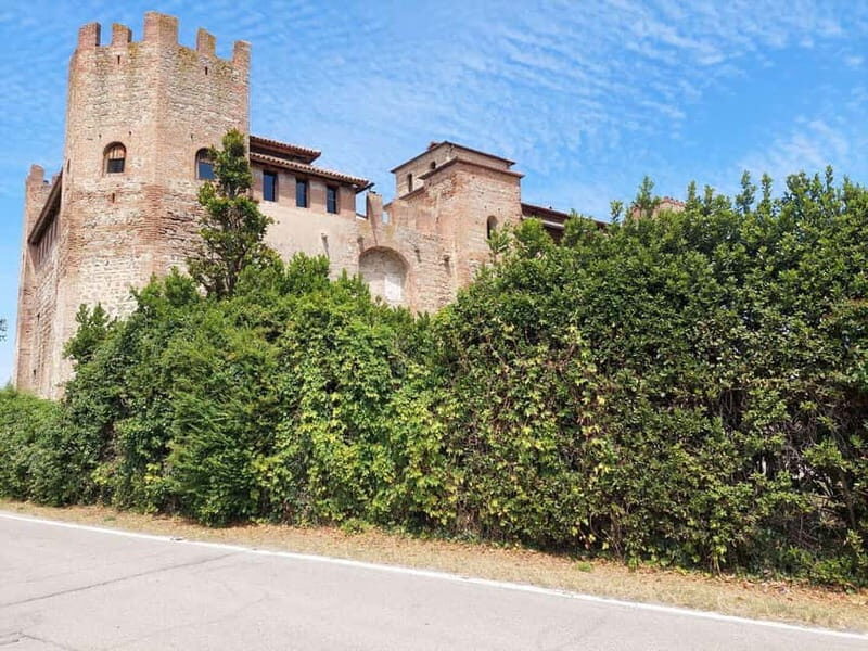 Valbona: Castello DI Valbona Visit - Authenticity and Visitor Feedback