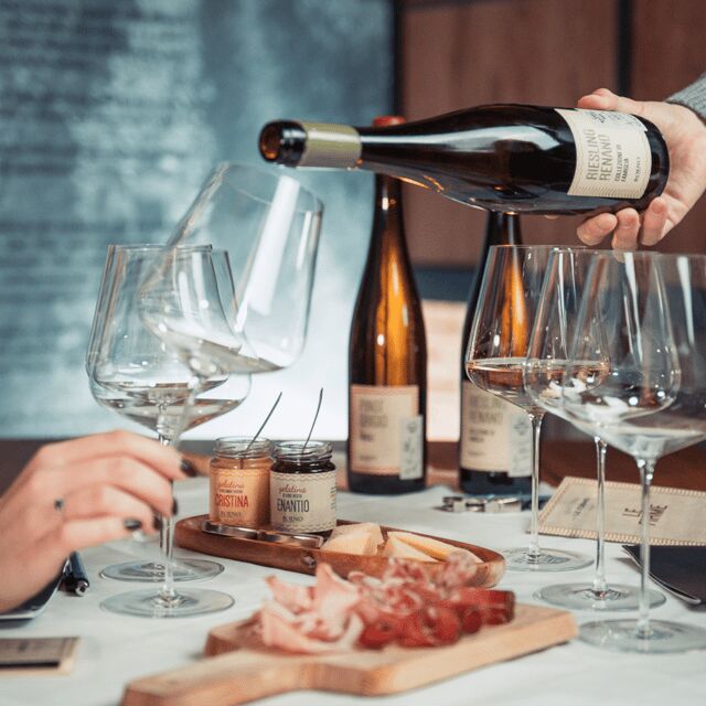 Valdadige: Roeno Guided Tour and Wine tasting - Who This Tour Is Perfect For