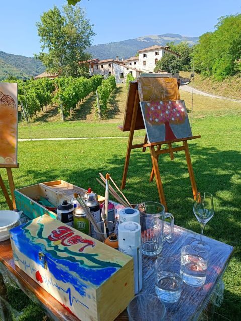 Valdobbiadene: Art and Wine-Painting session in the vineyard - The Value and Who Will Love It
