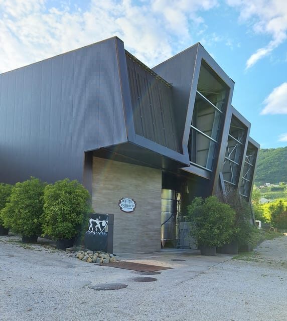 VALDOBBIADENE: Prosecco Superiore tasting in the cellar - Key Points