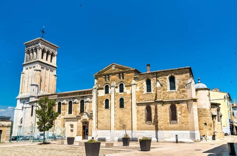 Valence: Express Walk with a Local in 60 minutes - Introduction: Get to Know Valence in Just an Hour