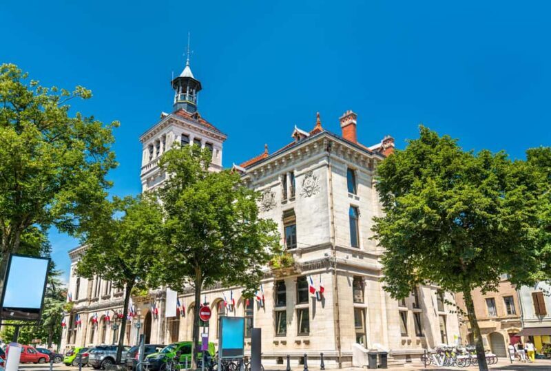 Valencia: 2-hour Best Intro Walking Tour with a Local - Key Points