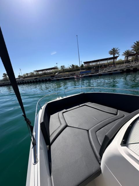 VALENCIA BOAT WITHOUT A LICENSE - What You Can Expect from Valencia’s License-Free Boat Experience