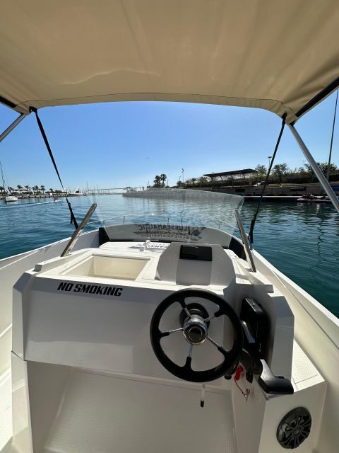 VALENCIA BOAT WITHOUT A LICENSE - Why This Experience Is Worth Considering