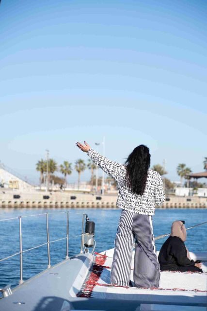 Valencia: Catamaran Party Boat - FAQ