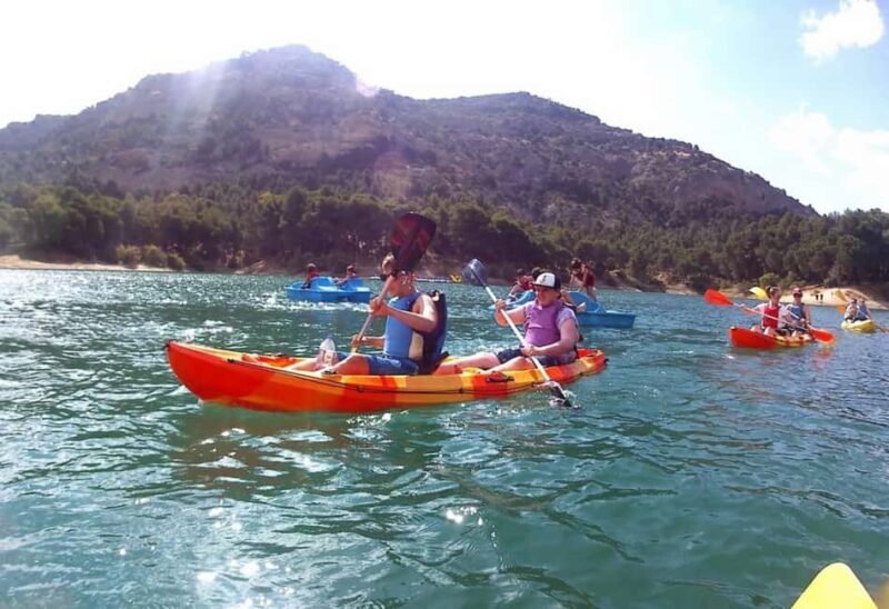 Valencia: Day trip to Chulilla + hike and kayak tour on the lake - Key Points