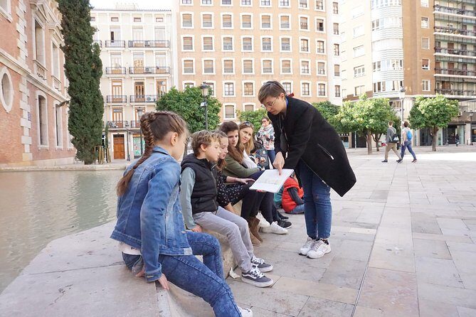 Valencia Family Tour Guided tour in Italian - Practical Details: What to Expect