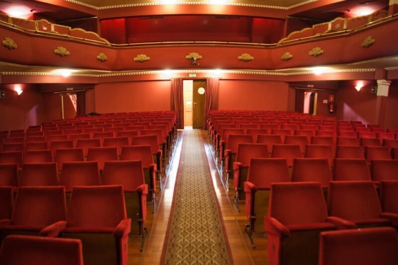 Valencia: Flamenco Show TEATRE TABLAO FLAMENCO in Teatro Talia - The Sum Up