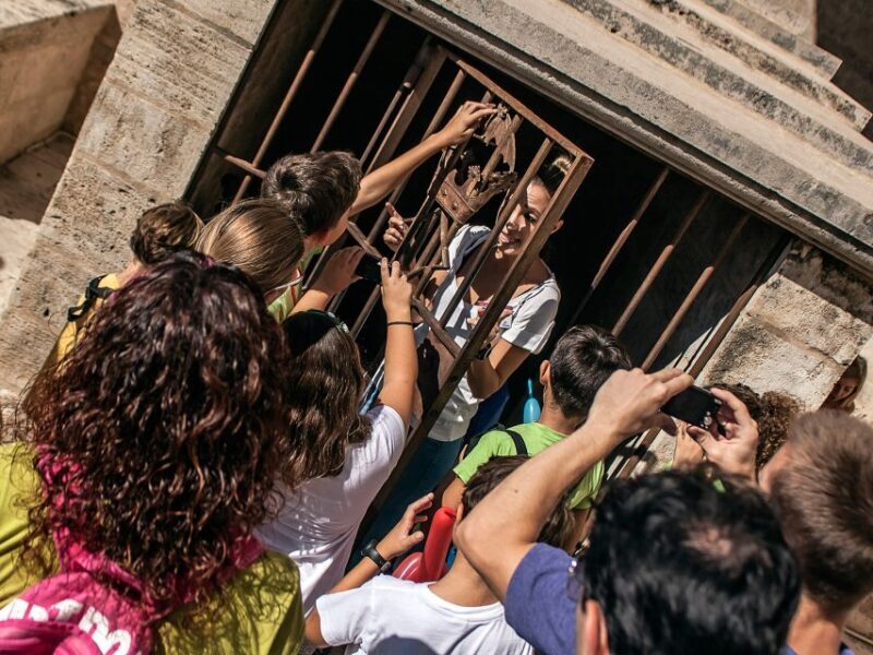 Valencia: Guided Family Walking Tour (Italian Tour) - Authenticity and Reviews