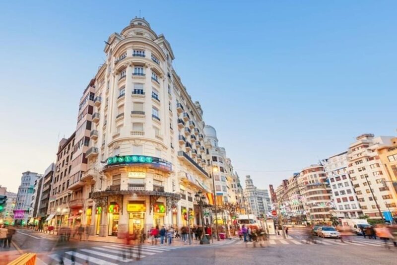 Valencia: Must-See Attractions Walking Tour - Authentic Experiences and Genuine Value