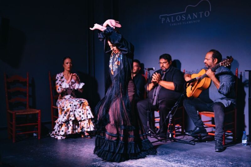 Valencia: Palosanto Flamenco Show Ticket - The Experience: A Deep Dive