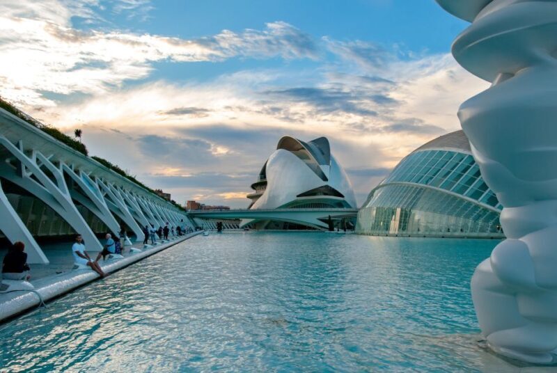 Valencia: Private 4-Hour Walking Tour with Cathedral - The Value of a Guided Experience in Valencia