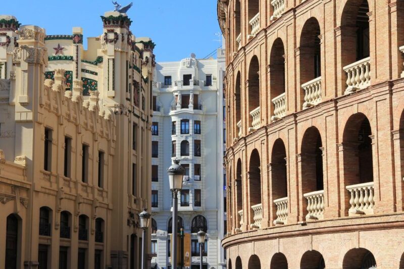 Valencia: Private Architecture Tour with a Local Expert - FAQs
