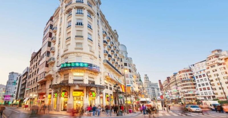 Valencia: Private custom tour with a local guide - Why Choose a Private, Custom Tour in Valencia?