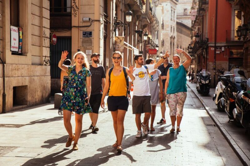Valencia: Private Tour w/ Locals  Highlights & Hidden Gems - Who Will Appreciate This Tour?