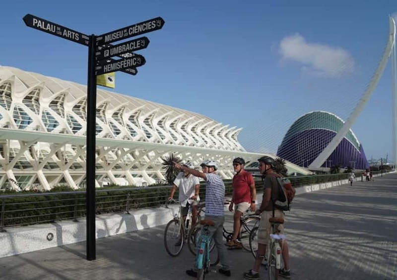 Valencia: Tapas tour + audio guide + bike all day - The Route: Pedaling Through Valencia’s Most Charismatic Corners