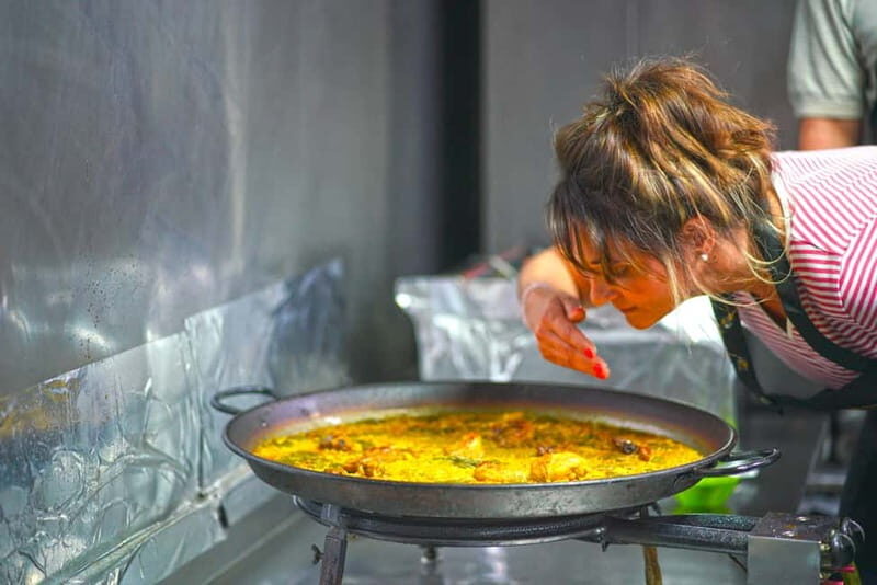 Valencia: Traditional Paella Cooking Class and Dinner - The Sum Up