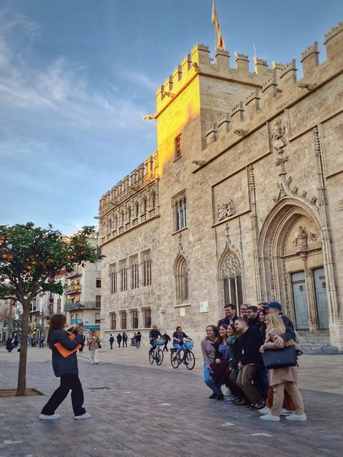 Valencia Treasure Hunt: Uncover the City's Secrets - Key Points