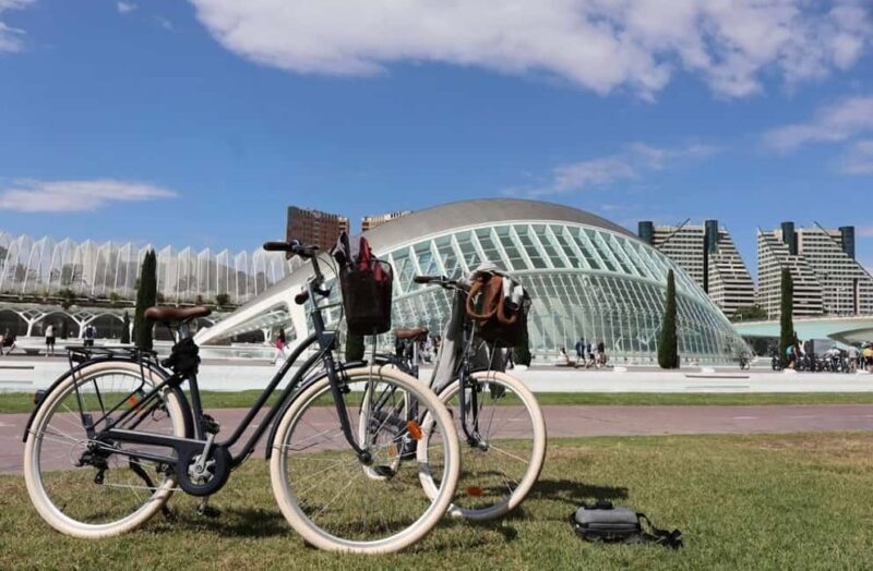 Valencia Volt Bike Rental: 4-Hours Electric Bike Rental - Who Will Love This Experience?