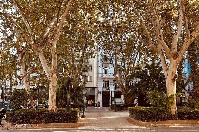Valencian Art Nouveau: A Self-Guided Walk Through Eixample - Practical Aspects: How the Tour Works